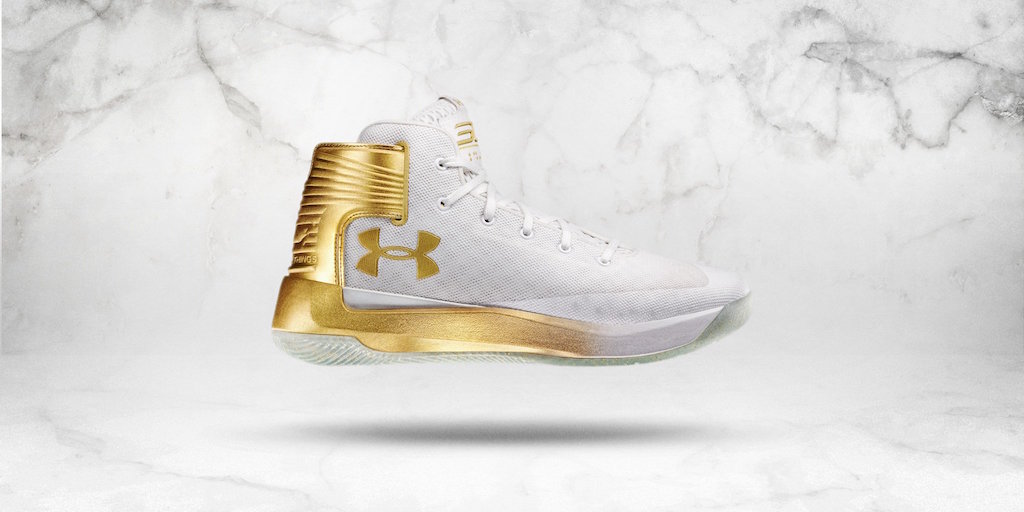 Stephen Curry armé pour les playoffs avec la Curry 3ZERO - Blog ...
